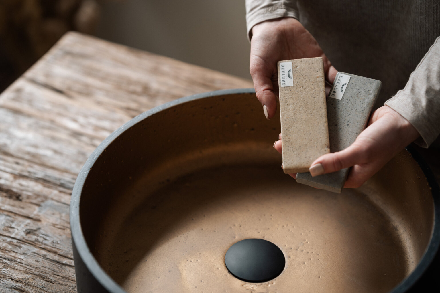 DEELURE Sample / Handmuster – deelure